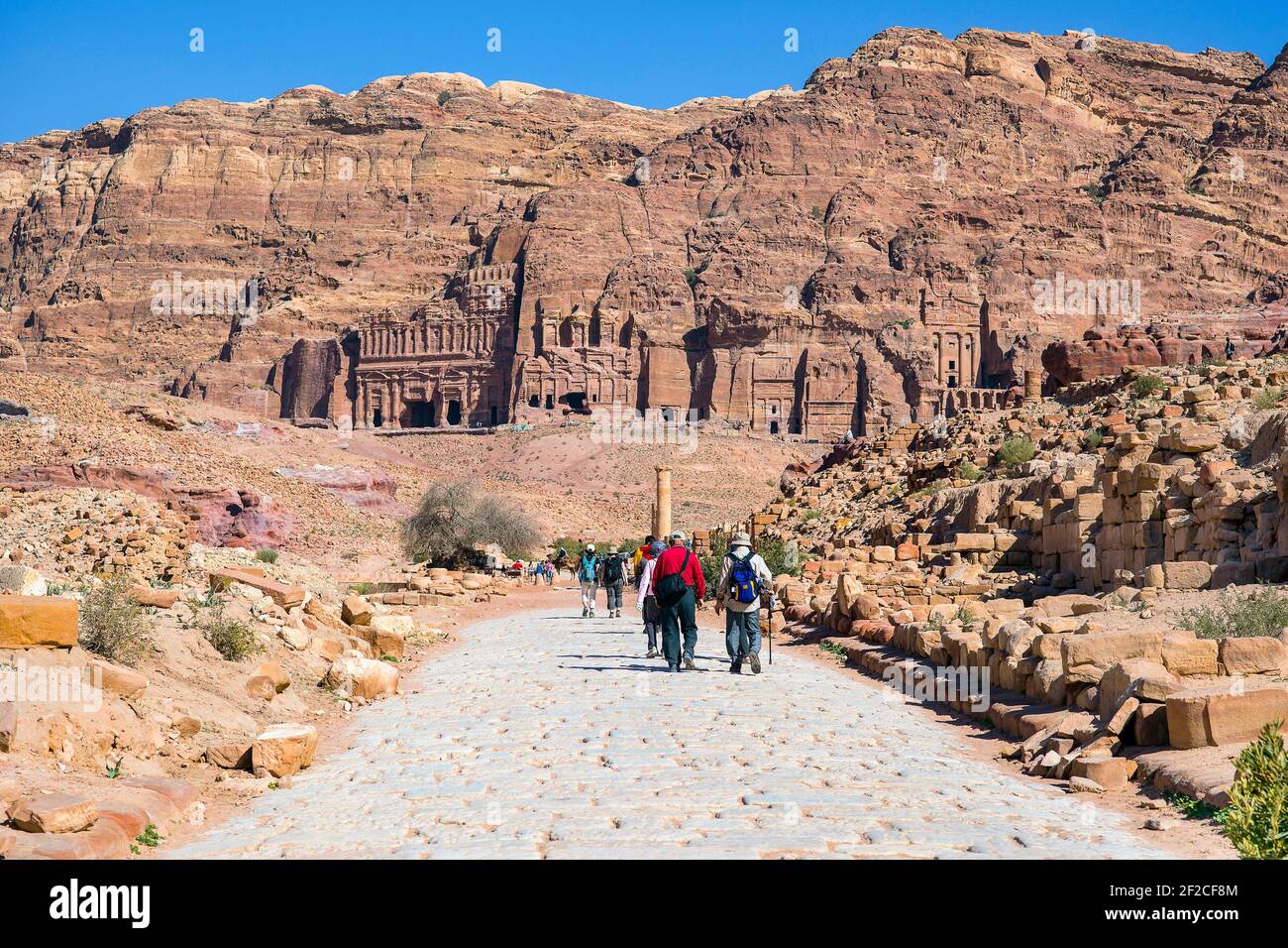 Colonnaded walk hi-res stock photography and images - Alamy