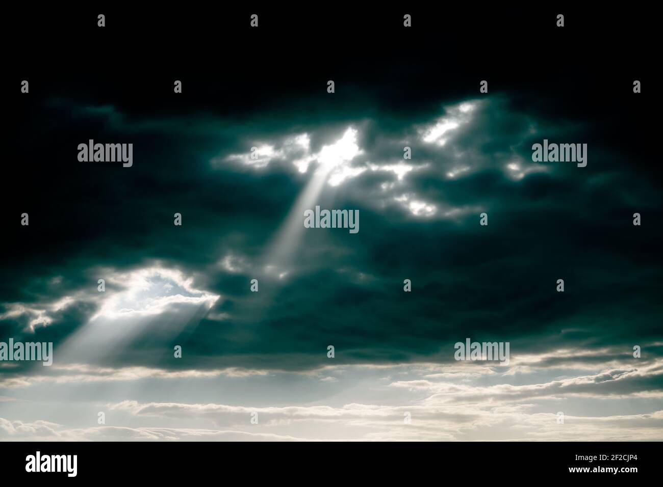 Sunlight beam hi-res stock photography and images - Alamy