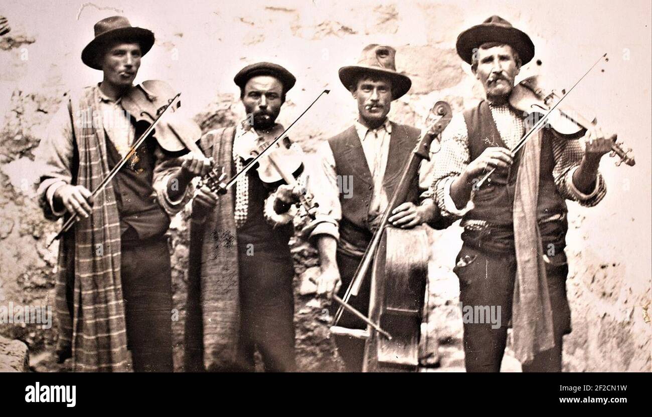 Popular Gozitan musicians known as Id-Dudi, 1910s. Photo Mikiel ...