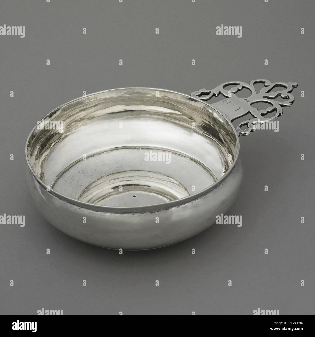 Porringer hi-res stock photography and images - Alamy