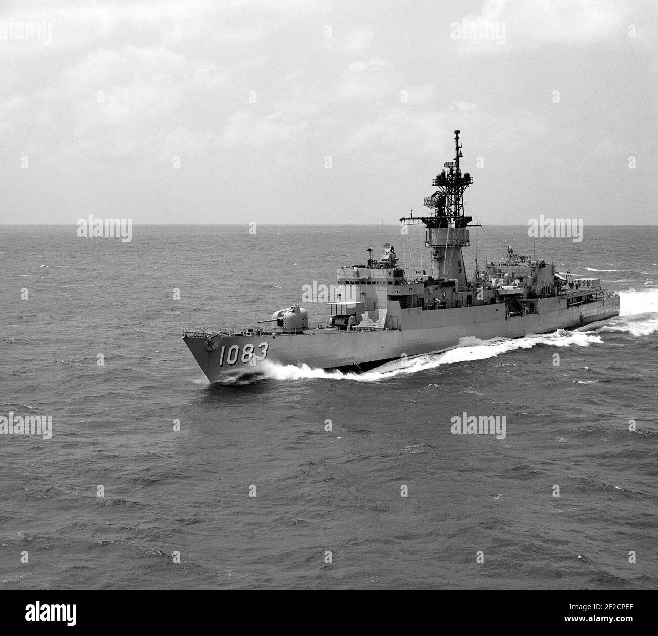Port bow view of USS Cook (FF-1083) underway, May 1981 (DN-SN-90-11728 ...