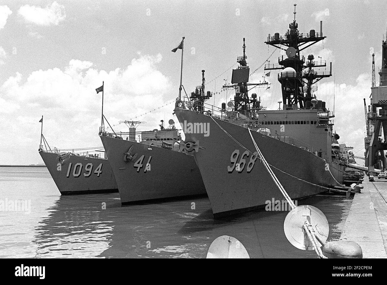 Uss arthur w radford Black and White Stock Photos & Images - Alamy