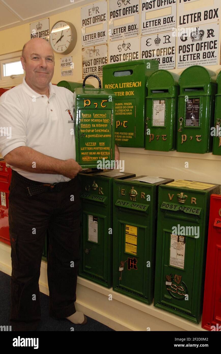 POSTBOX FANATIC ARTHUR REEDER WITH AN IRISH POST BOXES PART OF HIS ...