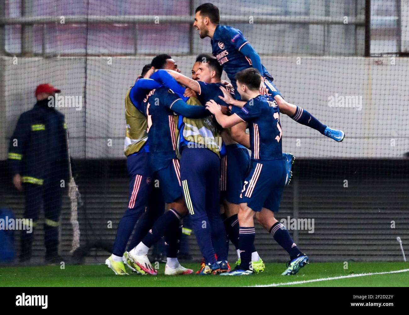 Arsenal team celebrate 2021 hi-res stock photography and images - Alamy