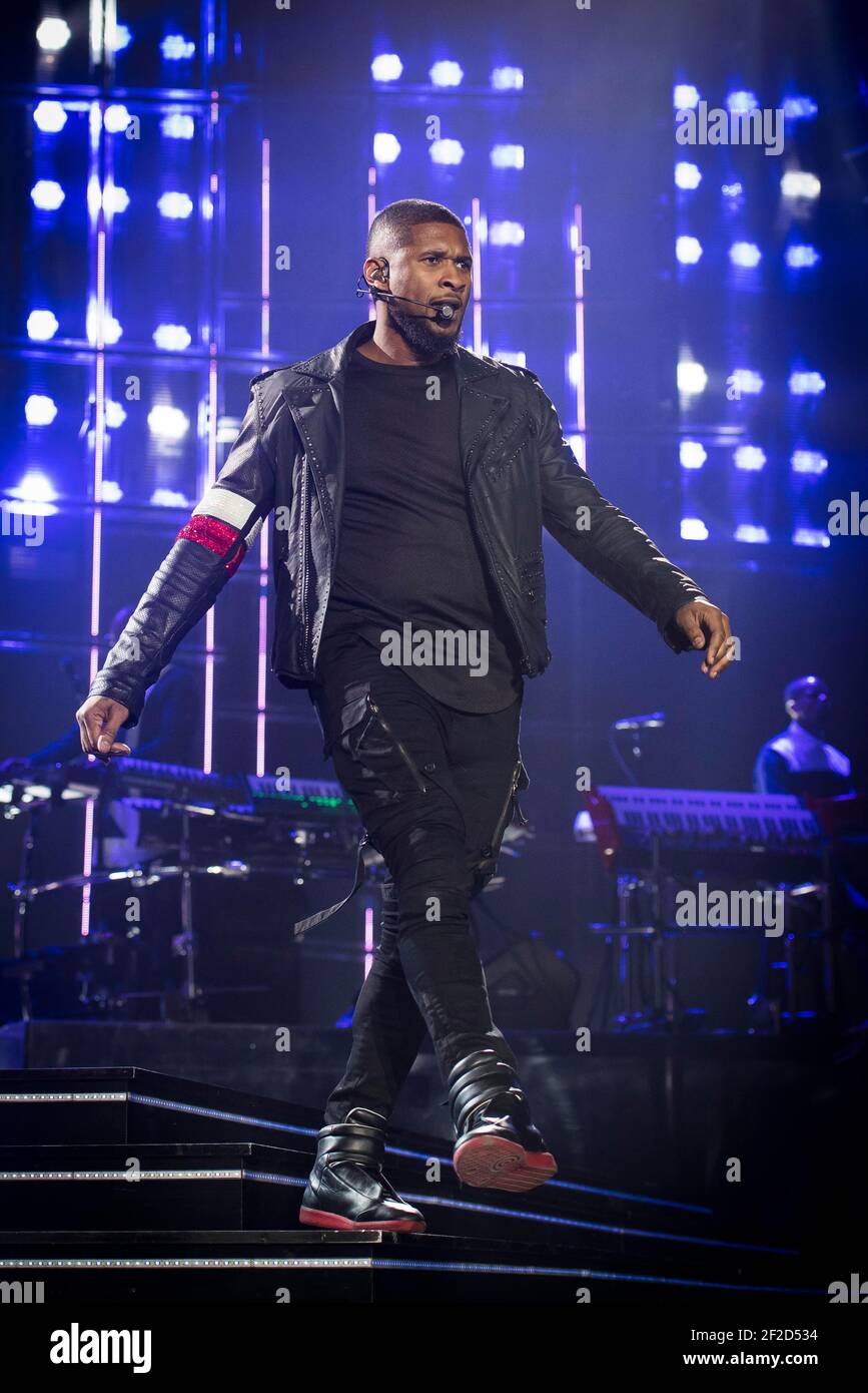 Usher performs live at the O2 Arena, Greenwich - London Stock Photo - Alamy