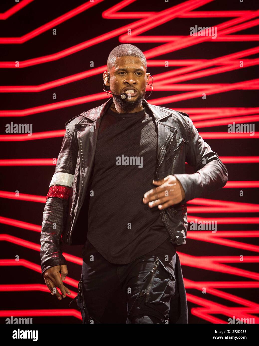 Usher performs live at the O2 Arena, Greenwich - London Stock Photo - Alamy