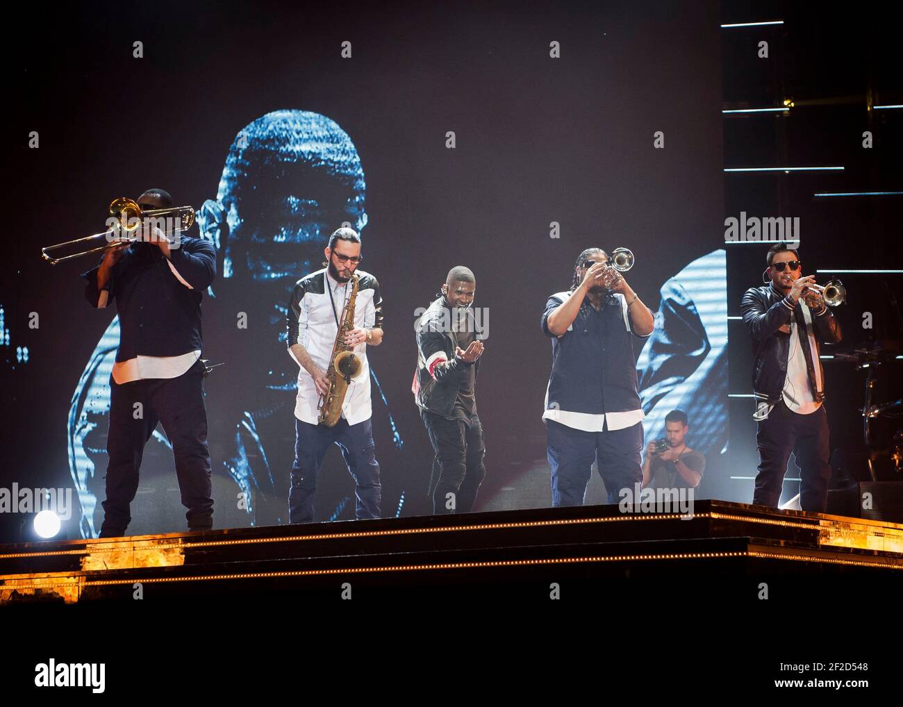 Usher performs live at the O2 Arena, Greenwich - London Stock Photo - Alamy