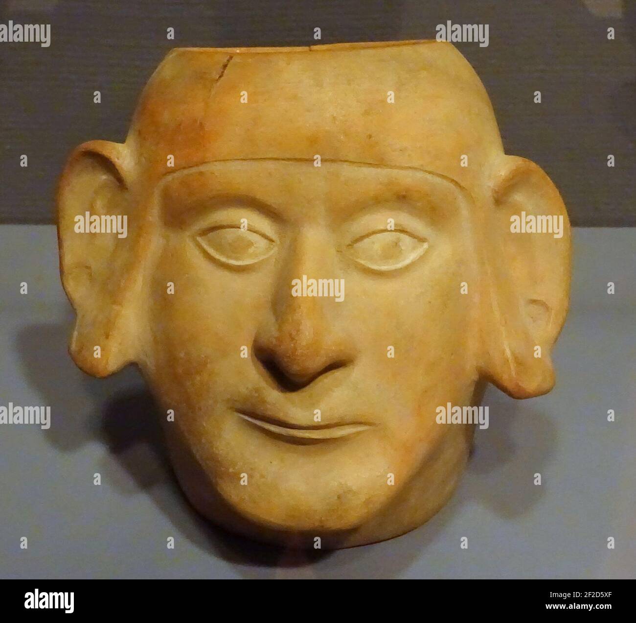 Moche iv hi-res stock photography and images - Alamy