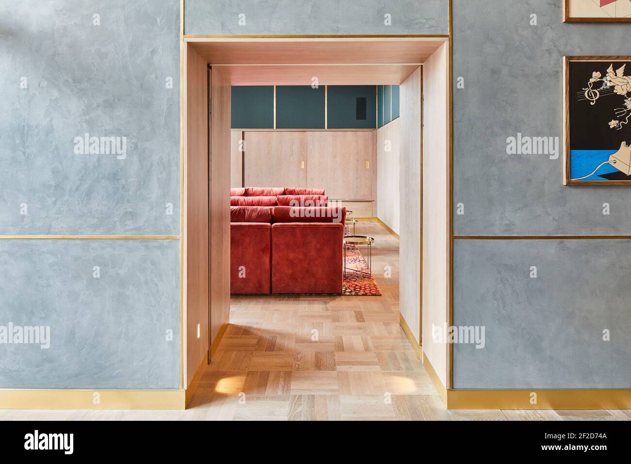 Moda Living Angel Gardens High Resolution Stock Photography and Images ...