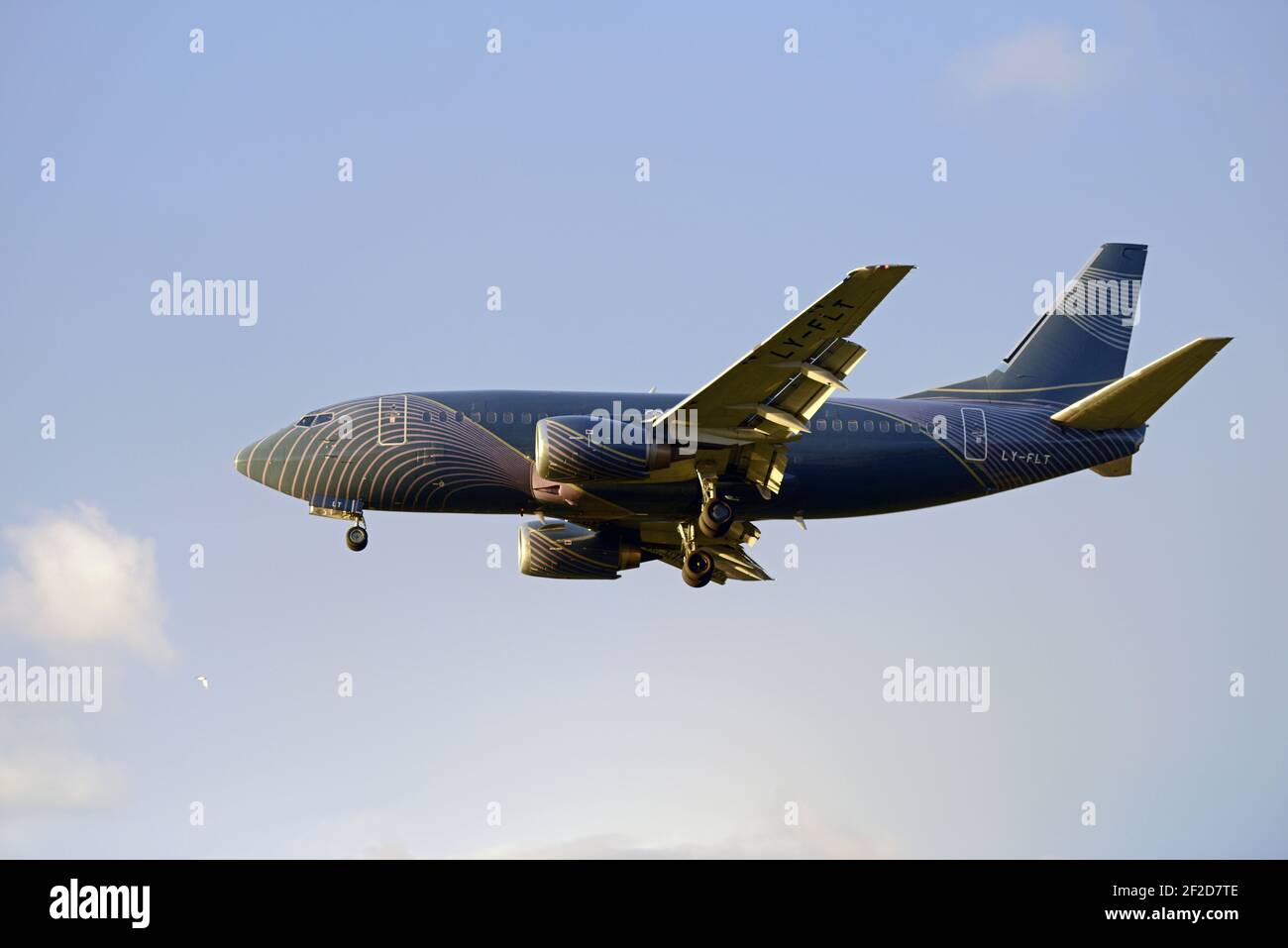 KLASJET BOEING 737-522 LY-FLT on final approach to LIVERPOOL JOHN ...