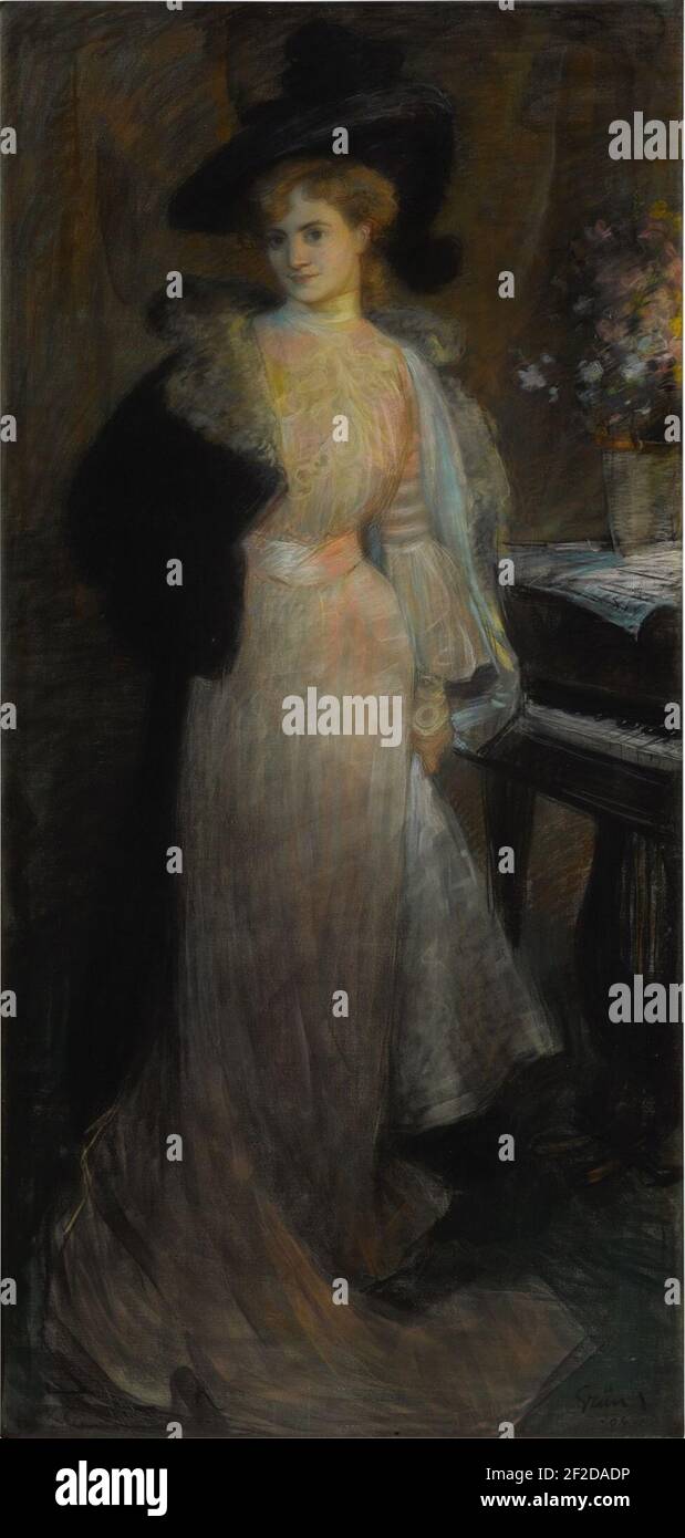 PORTRAIT OF AN ELEGANT LADY Stock Photo - Alamy