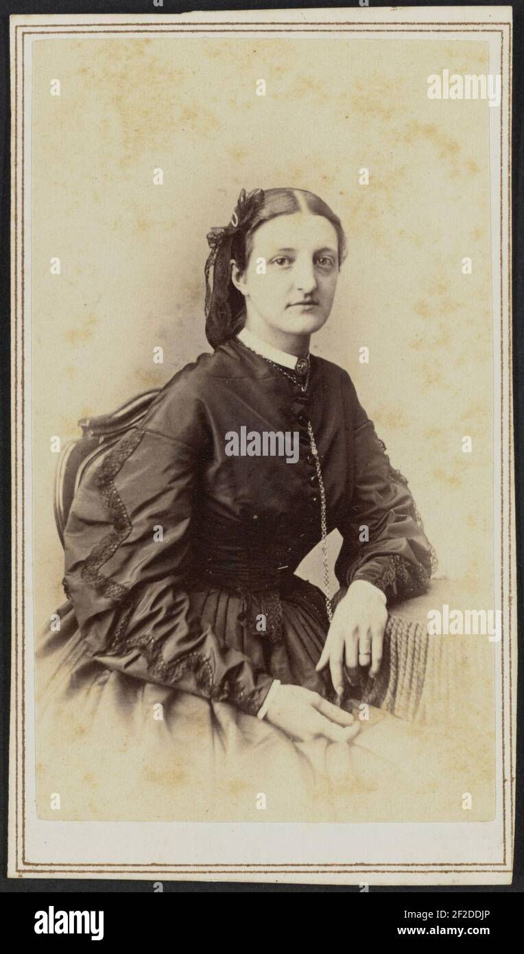 Stradling hi-res stock photography and images - Alamy