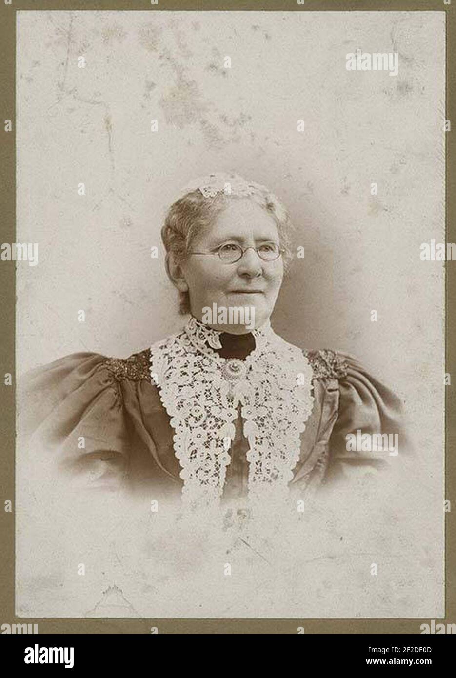 Portrait of Henrietta Haller, Seattle, circa 1880 (MOHAI 9301 Stock ...