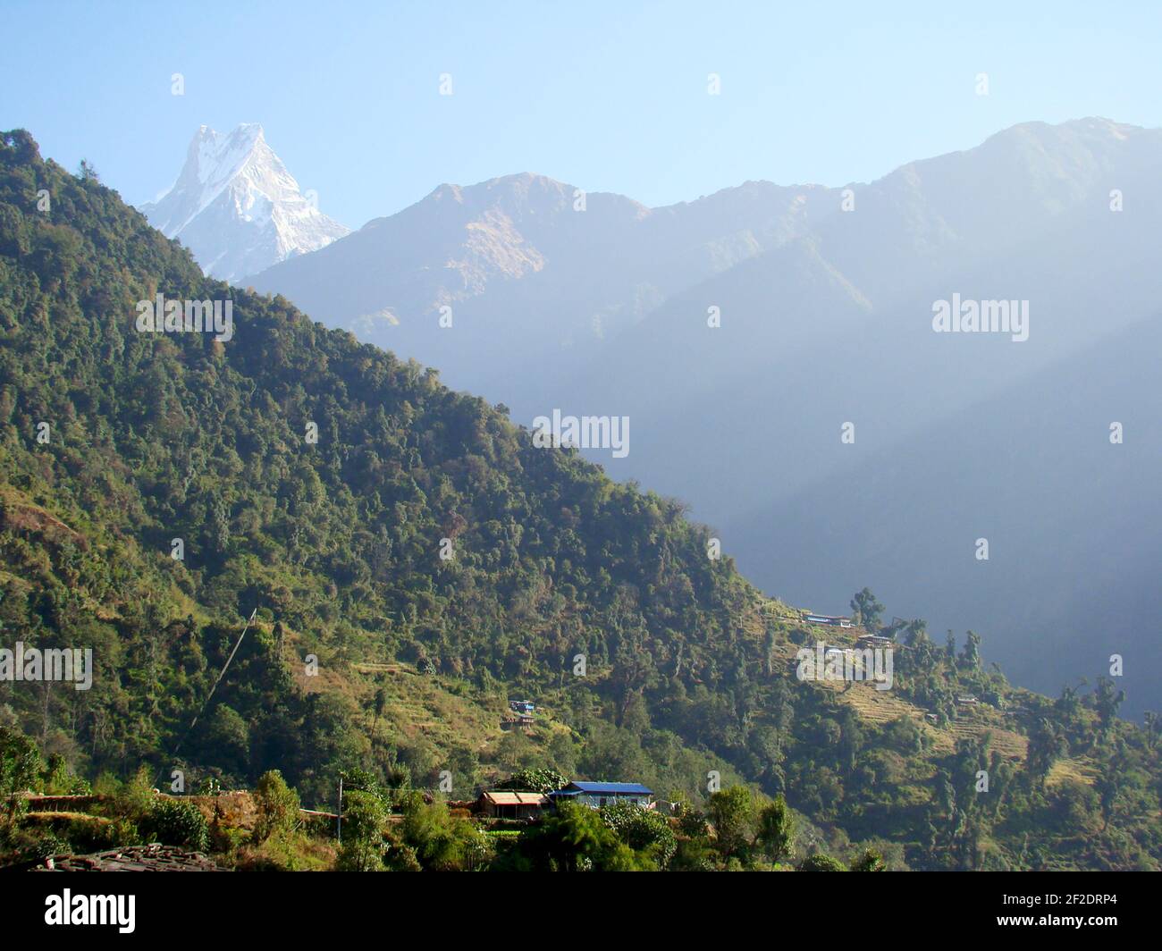 The Annapurna circuit (Nepal), one of the world’s top trekking routes ...
