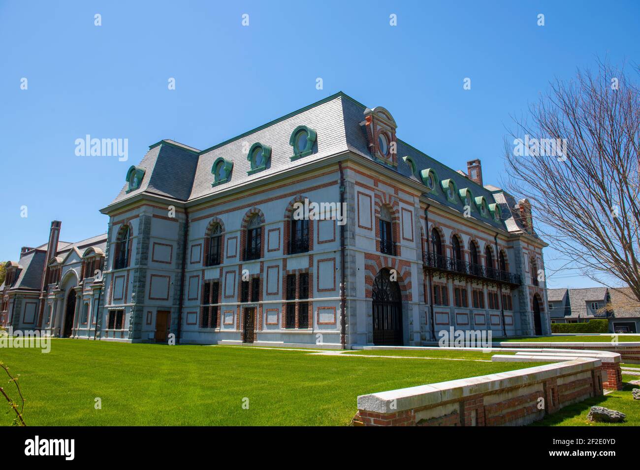 Belcourt of Newport mansion is a Gilded Age mansion with French ...