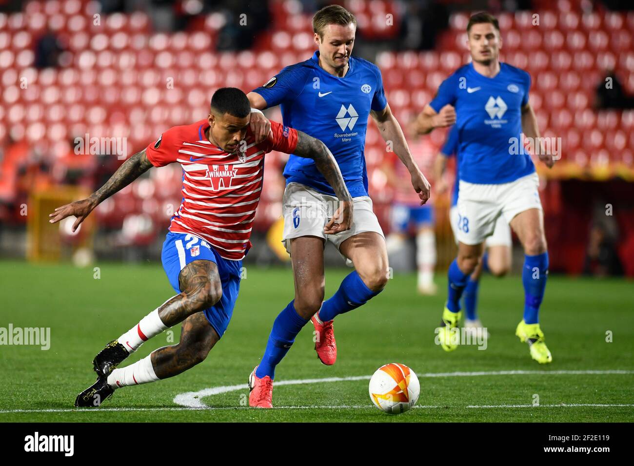 Molde fk players hi-res stock photography and images - Alamy