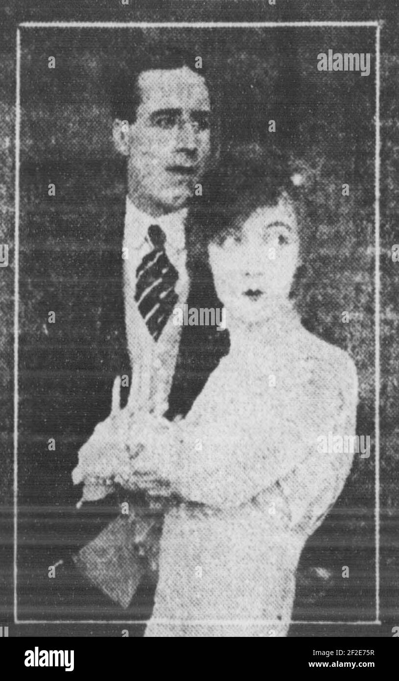 Scene from the film featuring Lillian Gish and Howard Gaye Stock Photo ...