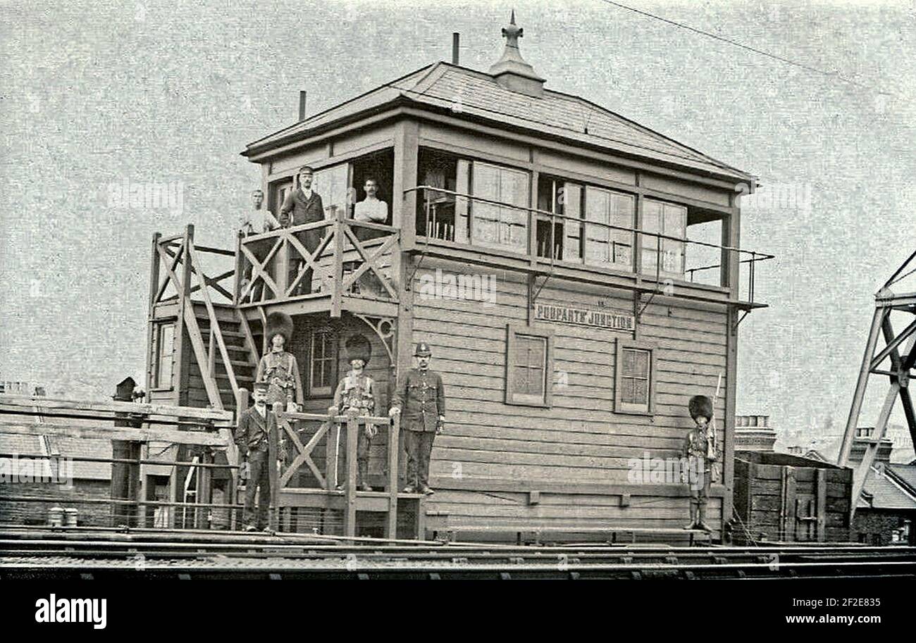 Junction signal box hi-res stock photography and images - Alamy