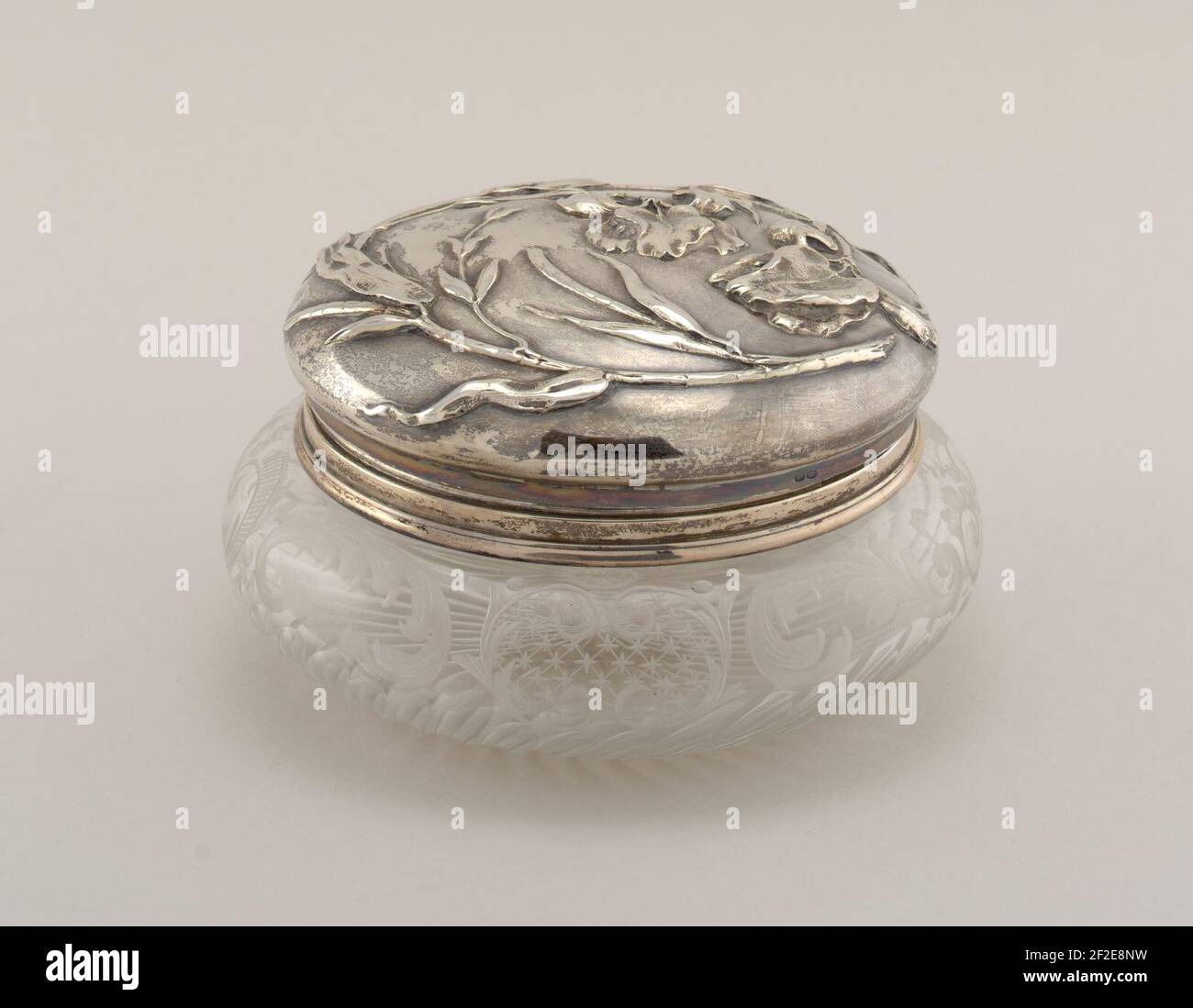 Powder Box (possibly Belgium), ca. 1902 Stock Photo - Alamy