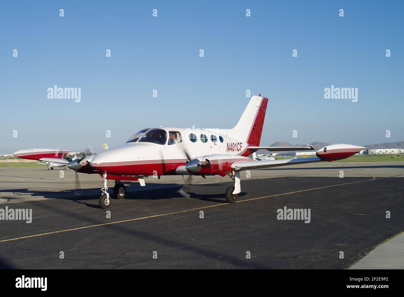 Cessna 401 hi-res stock photography and images - Alamy