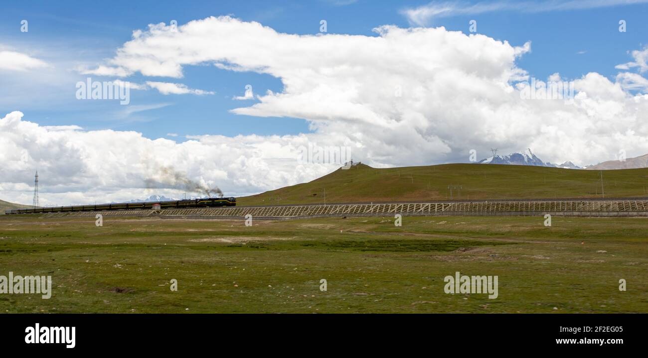 Natural scenery of Tibetan Plateau in China Stock Photo - Alamy