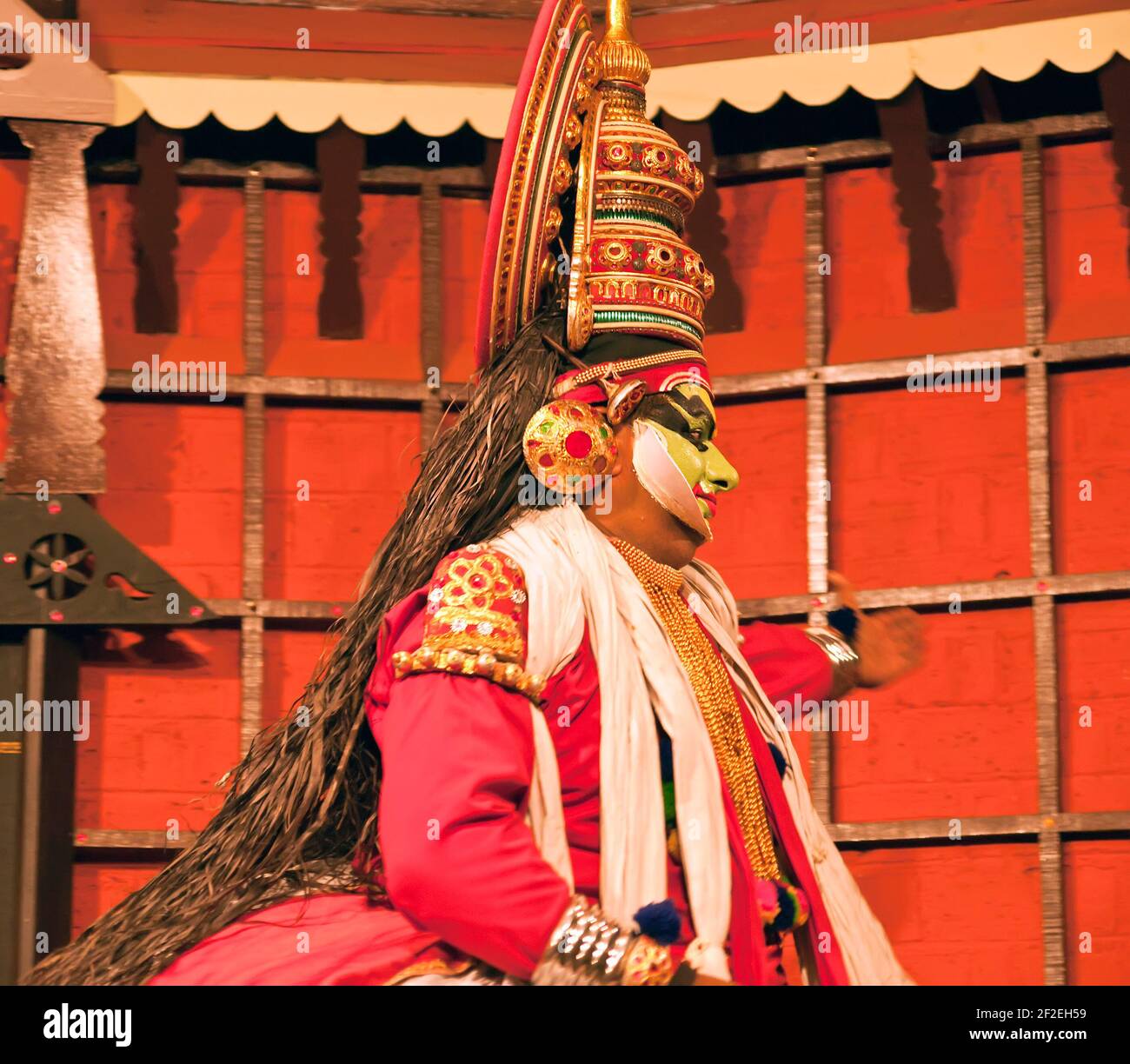 Kathakali tradional dance actor. Kochi (Cochin), India Stock Photo - Alamy