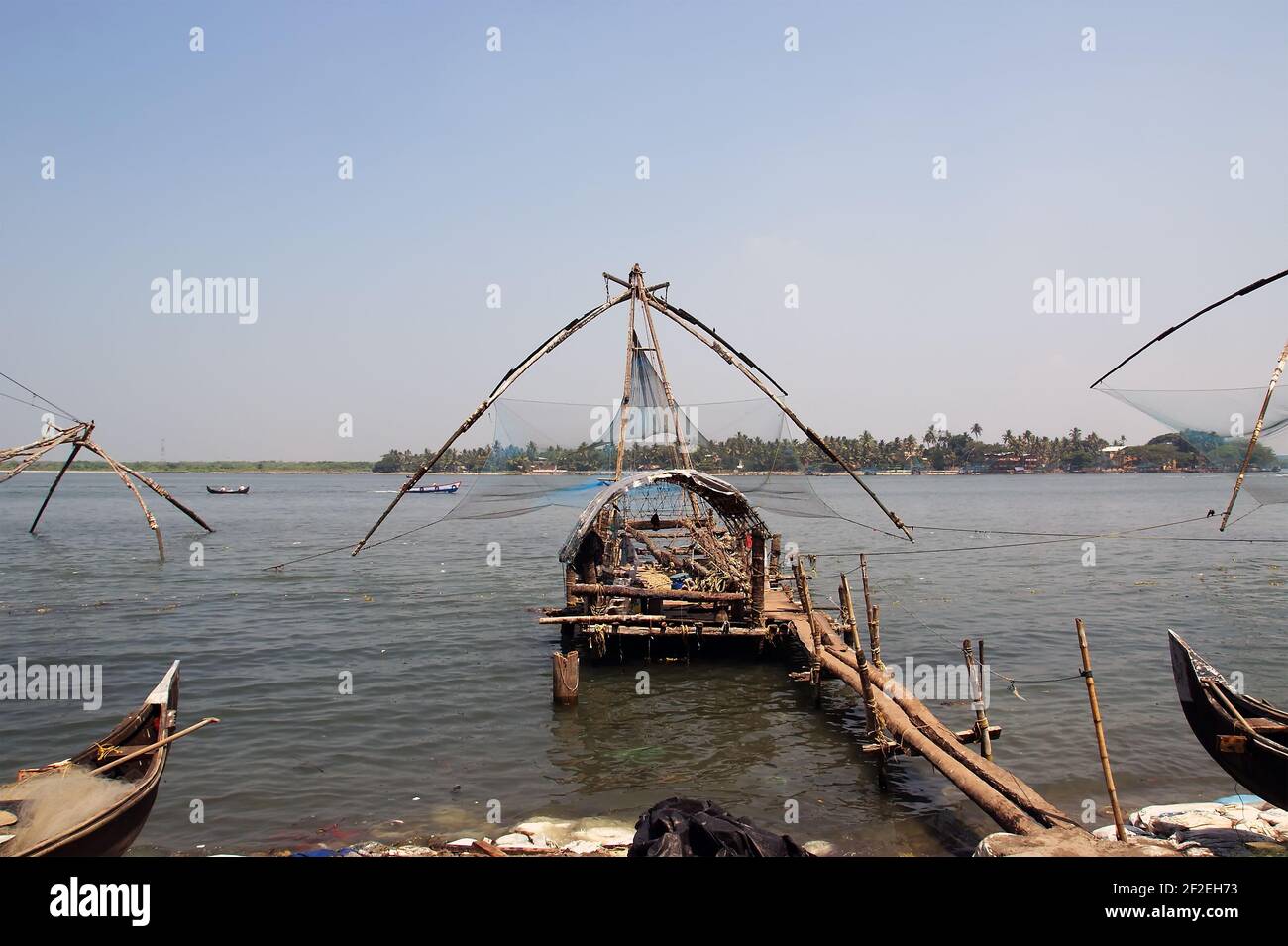 Chinese fishing nets, Cochin, South India Stock Photo - Alamy Chinese fishing nets, Cochin, South India Stock Photo - Alamy