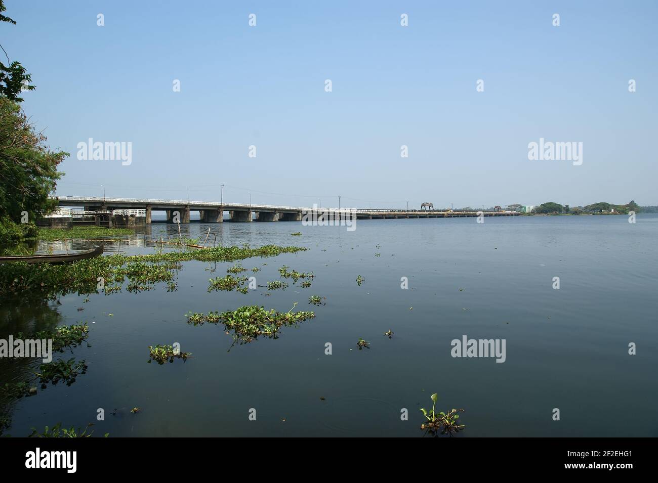 Floating bridge kerala hi-res stock photography and images - Alamy
