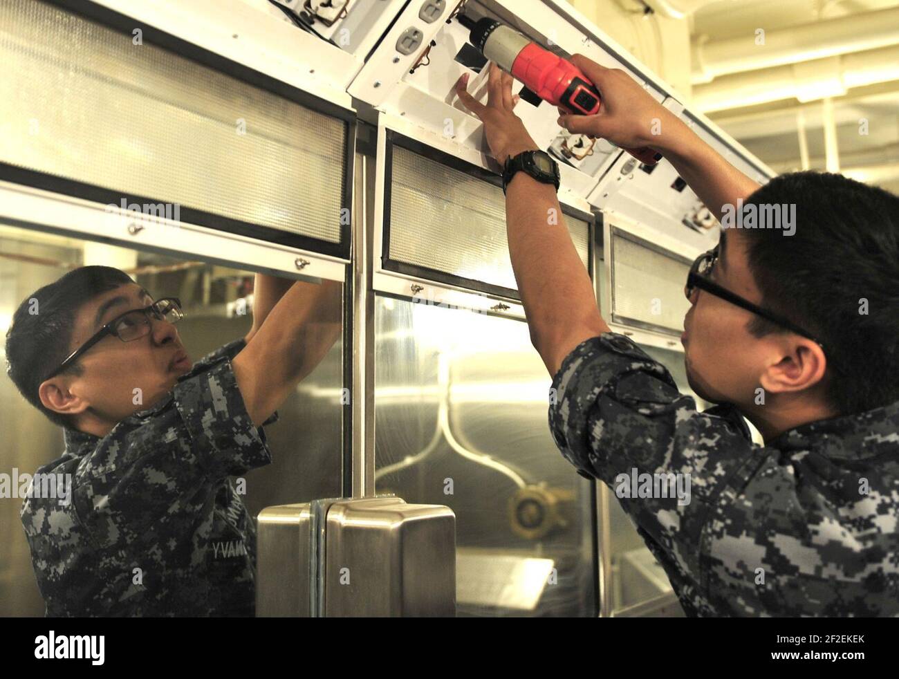 Pre-commissioning Unit Gerald R. Ford (CVN 78) Sailors renovate ...