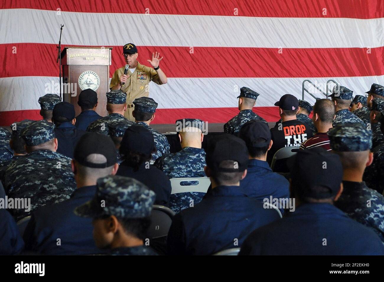 Pre-deployment brief 120606 Stock Photo - Alamy