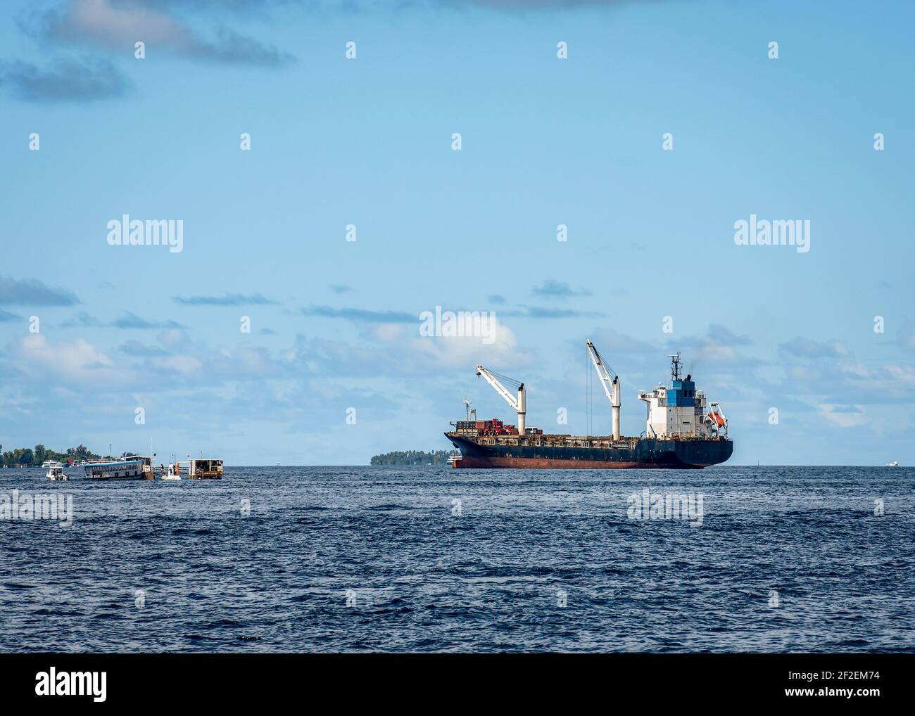 Container ship indian ocean hi-res stock photography and images - Alamy