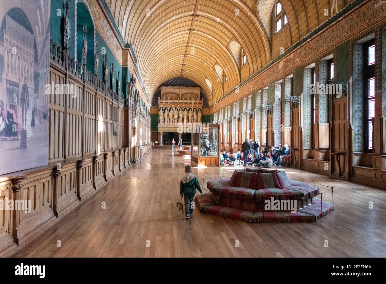 The great hall in Pierrefonds castle Stock Photo - Alamy