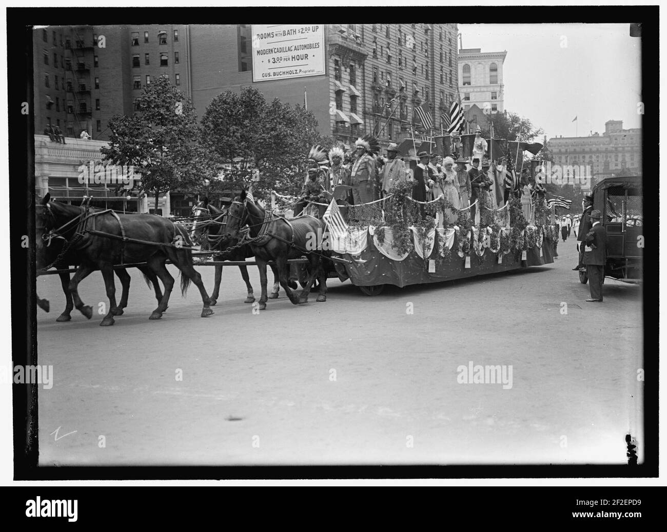 PREPAREDNESS PARADE. COLONIAL AND INDIAN FLOAT Stock Photo - Alamy