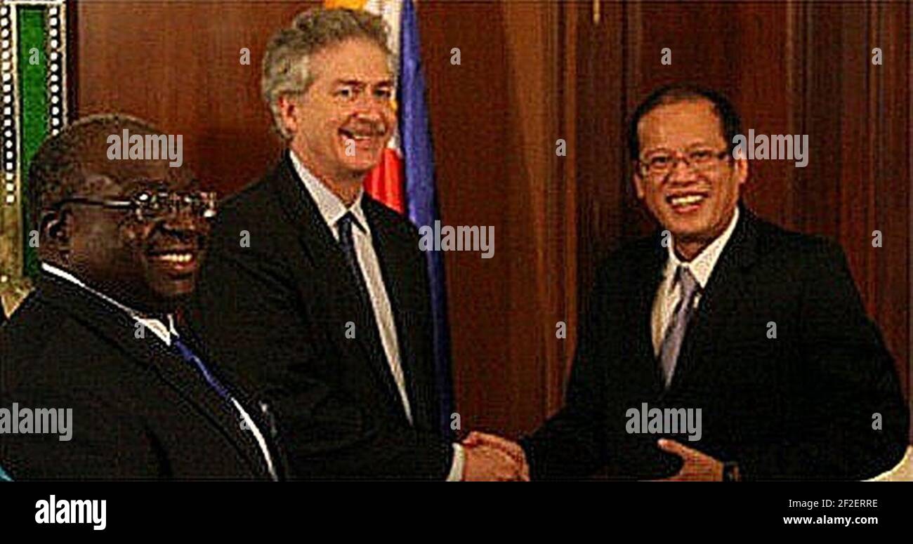 President Aquino with Ambassador Thomas Stock Photo - Alamy