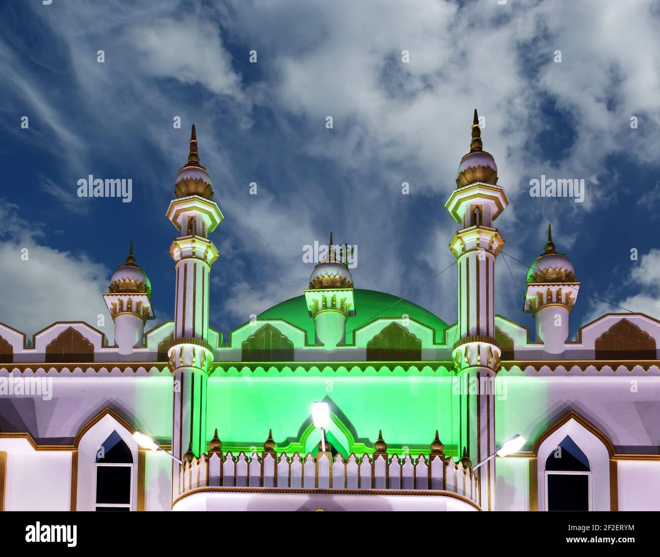 Mosque church kerala muslim hi-res stock photography and images - Alamy