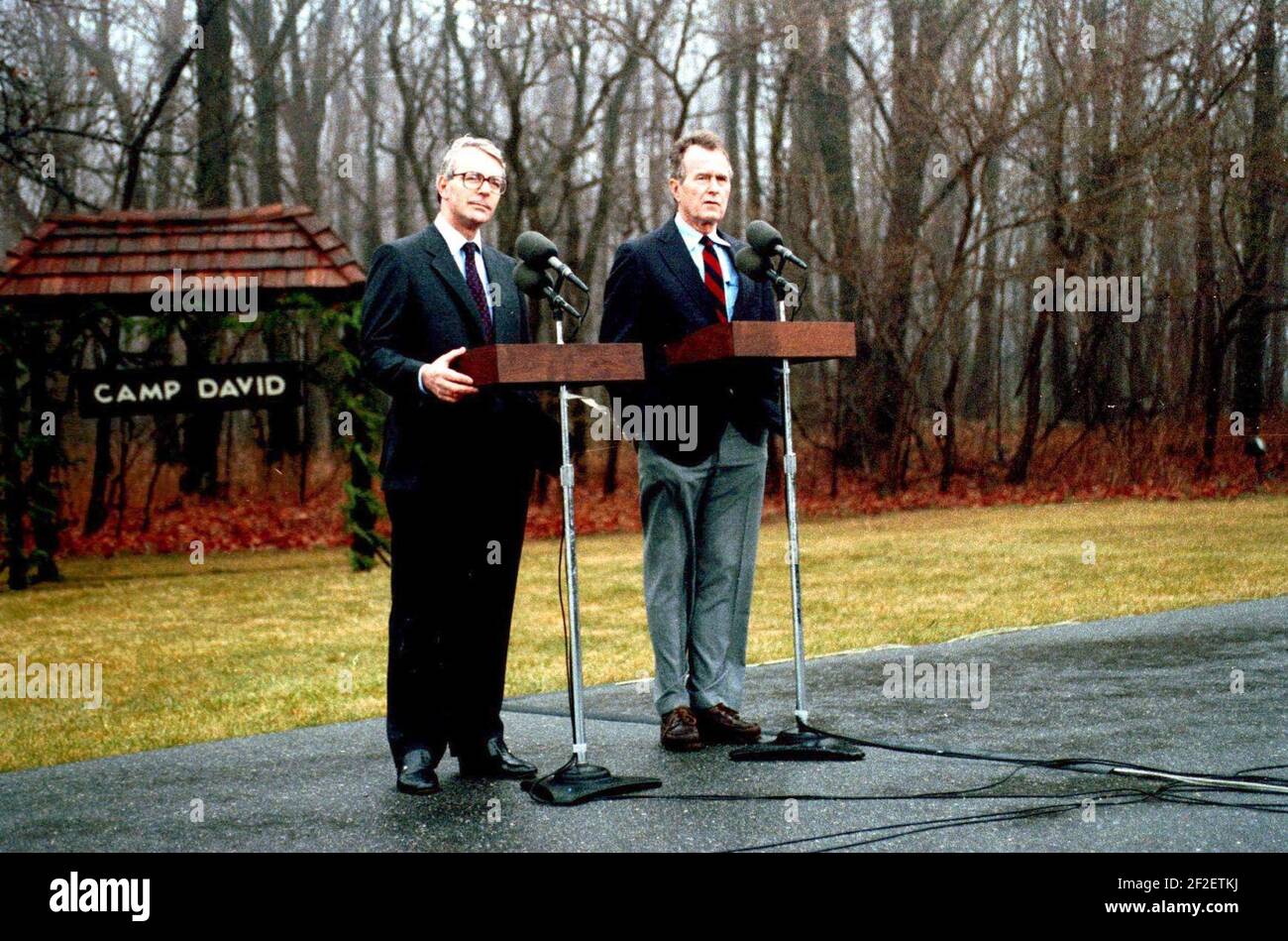 John major george bush hi-res stock photography and images - Alamy