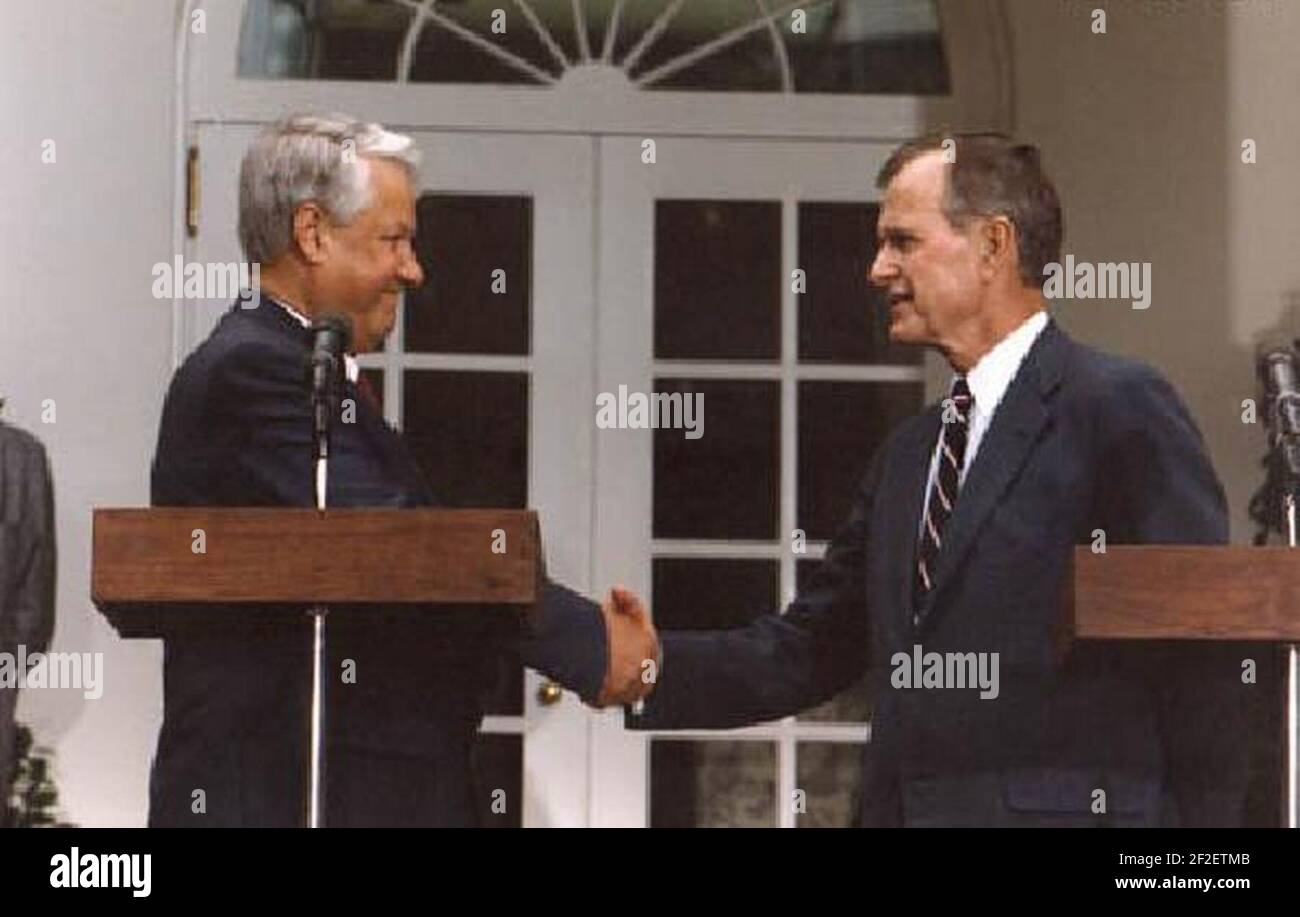 Boris yeltsin and george bush hi-res stock photography and images - Alamy