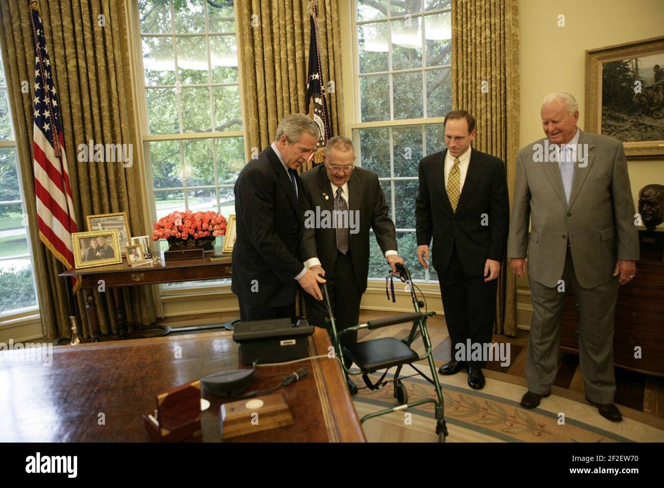 President George W. Bush and Senator Ted Stevens welcome World War II ...