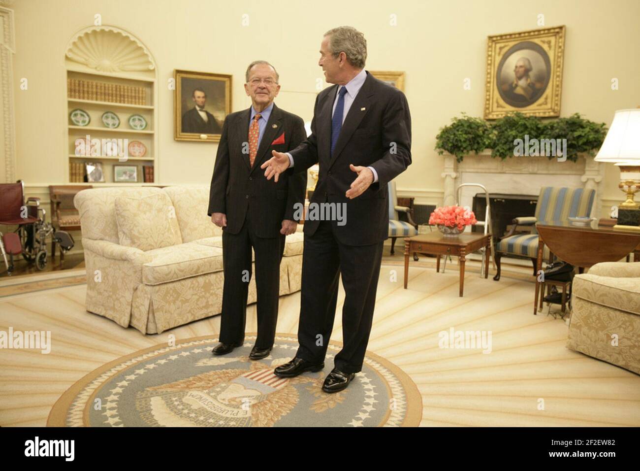 President George W. Bush and Senator Ted Stevens welcome World War II ...