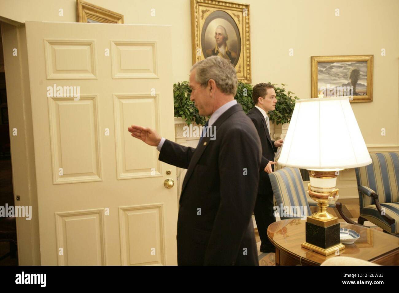 President George W. Bush and Senator Ted Stevens welcome World War II ...
