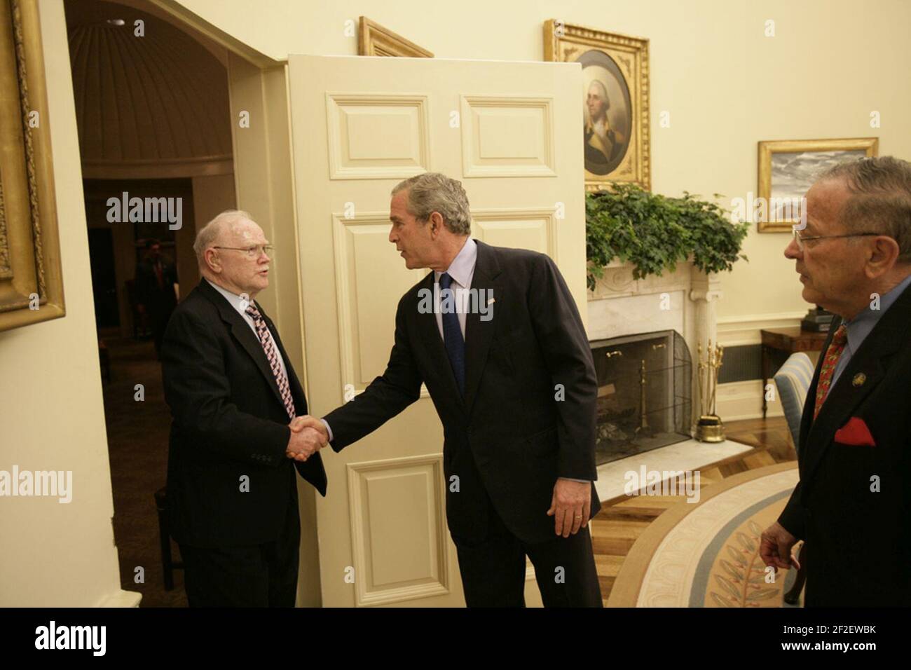 President George W. Bush and Senator Ted Stevens welcome World War II ...