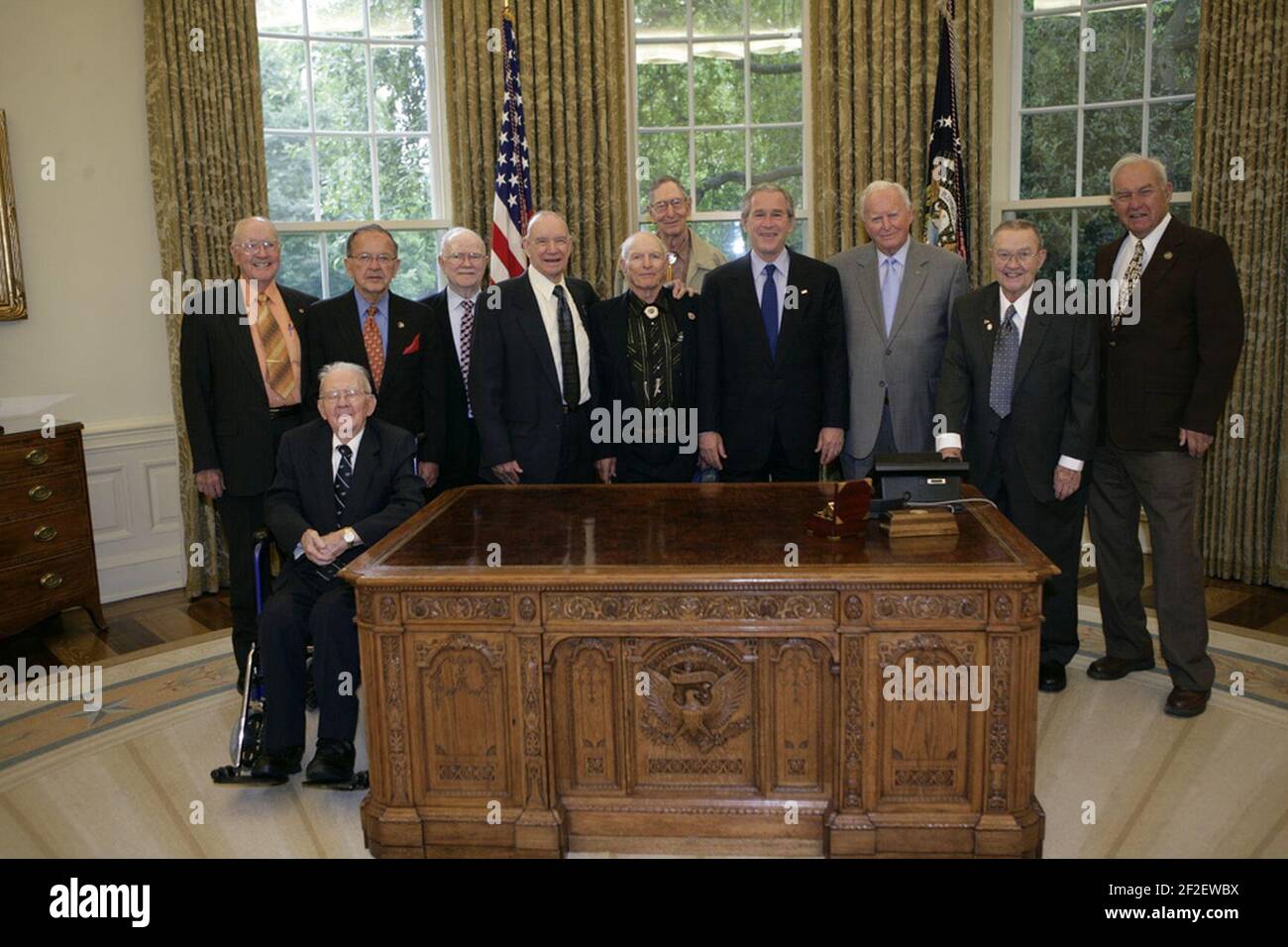 President George W. Bush and Senator Ted Stevens welcome World War II ...