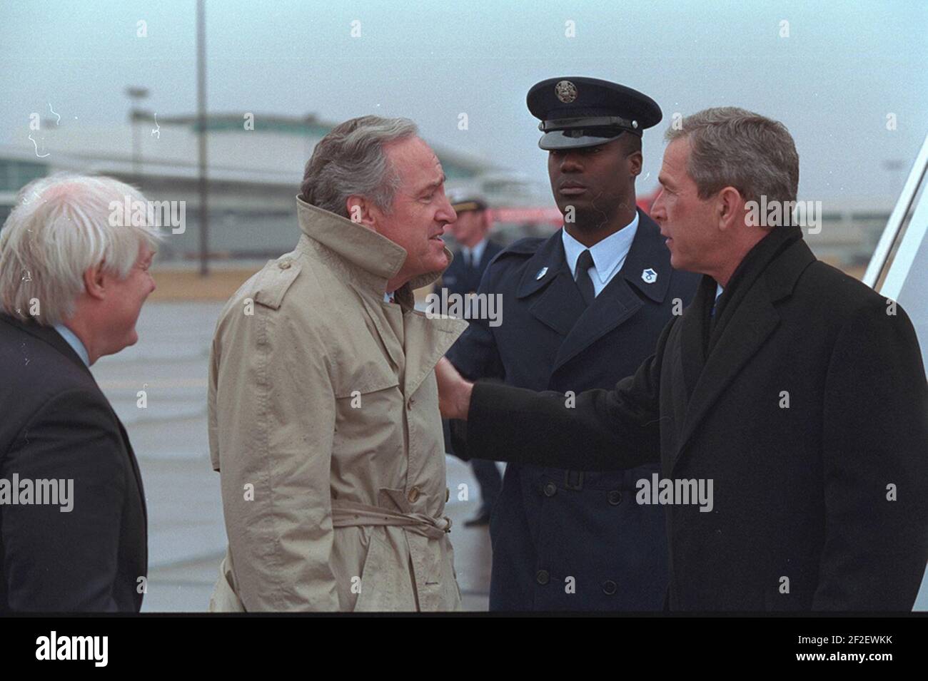 President George W. Bush Greets Senator Tom Harkin Stock Photo - Alamy