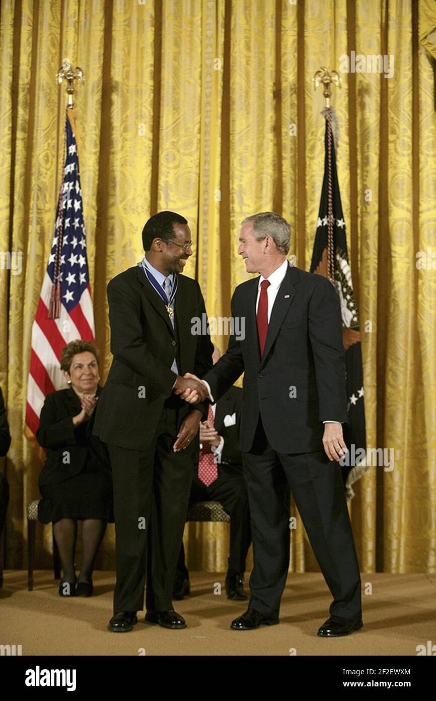 Presidential medal of freedom recipient hi-res stock photography and ...