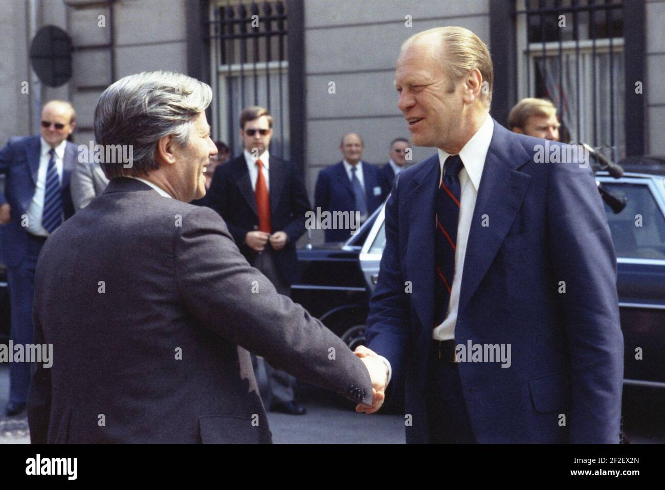 Helmut schmidt president ford hi-res stock photography and images - Alamy