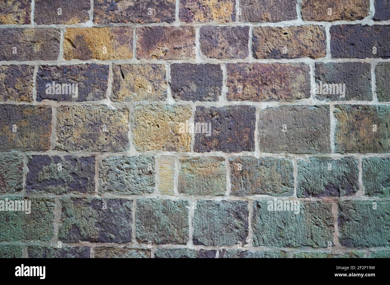 Green wall stones hi-res stock photography and images - Alamy
