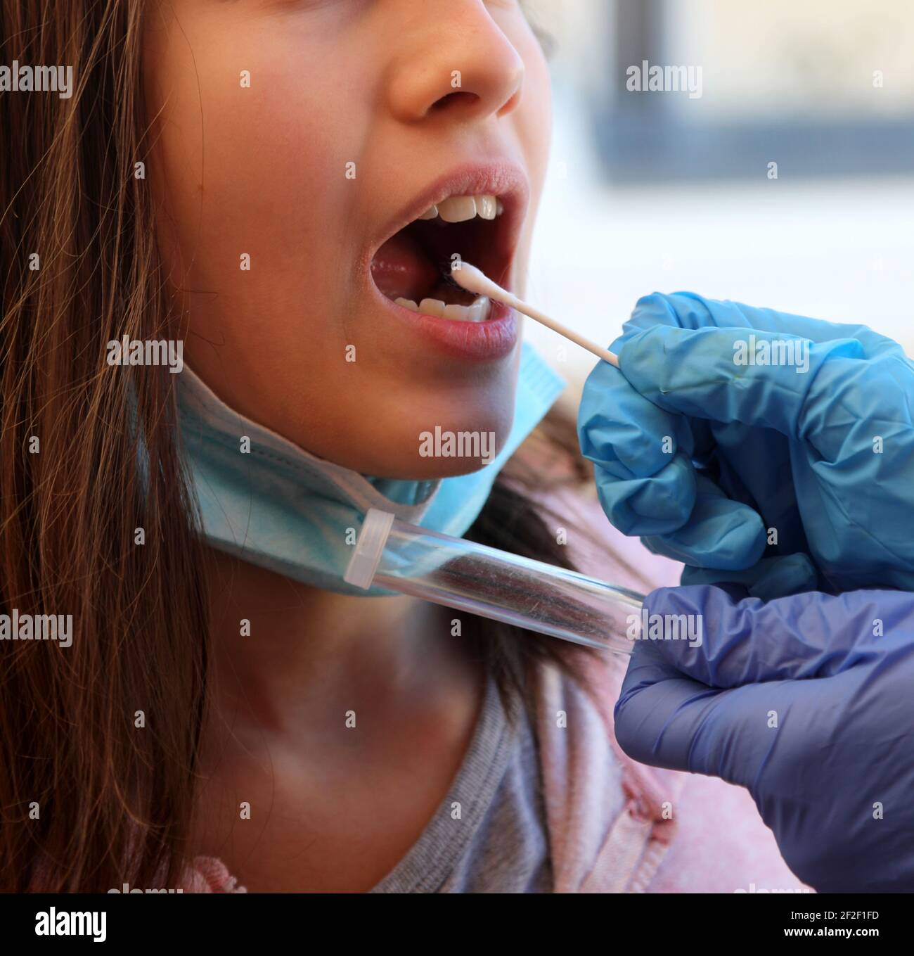 Baby mouth swab hi-res stock photography and images - Alamy