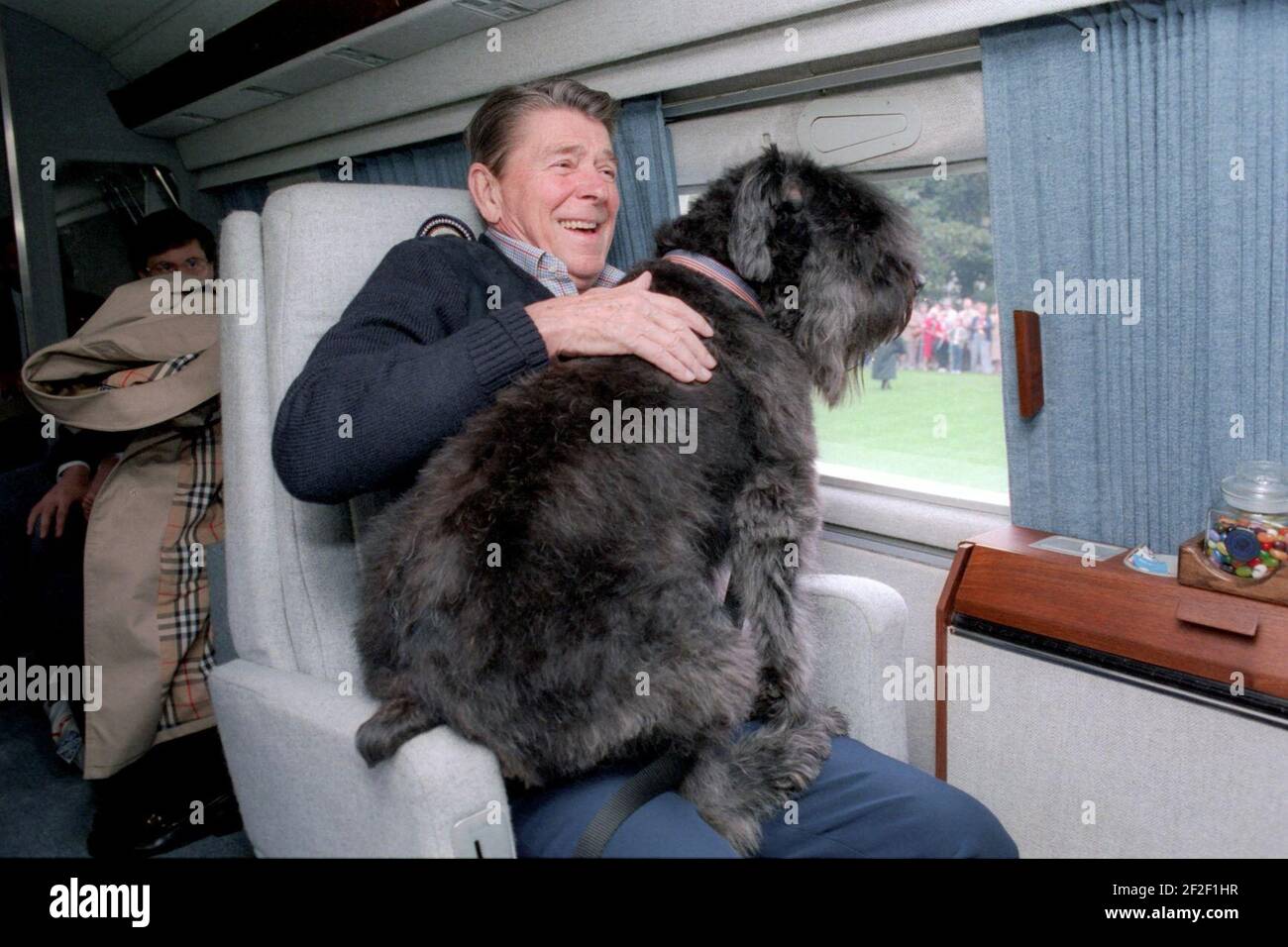President ronald reagan dog hi-res stock photography and images - Alamy