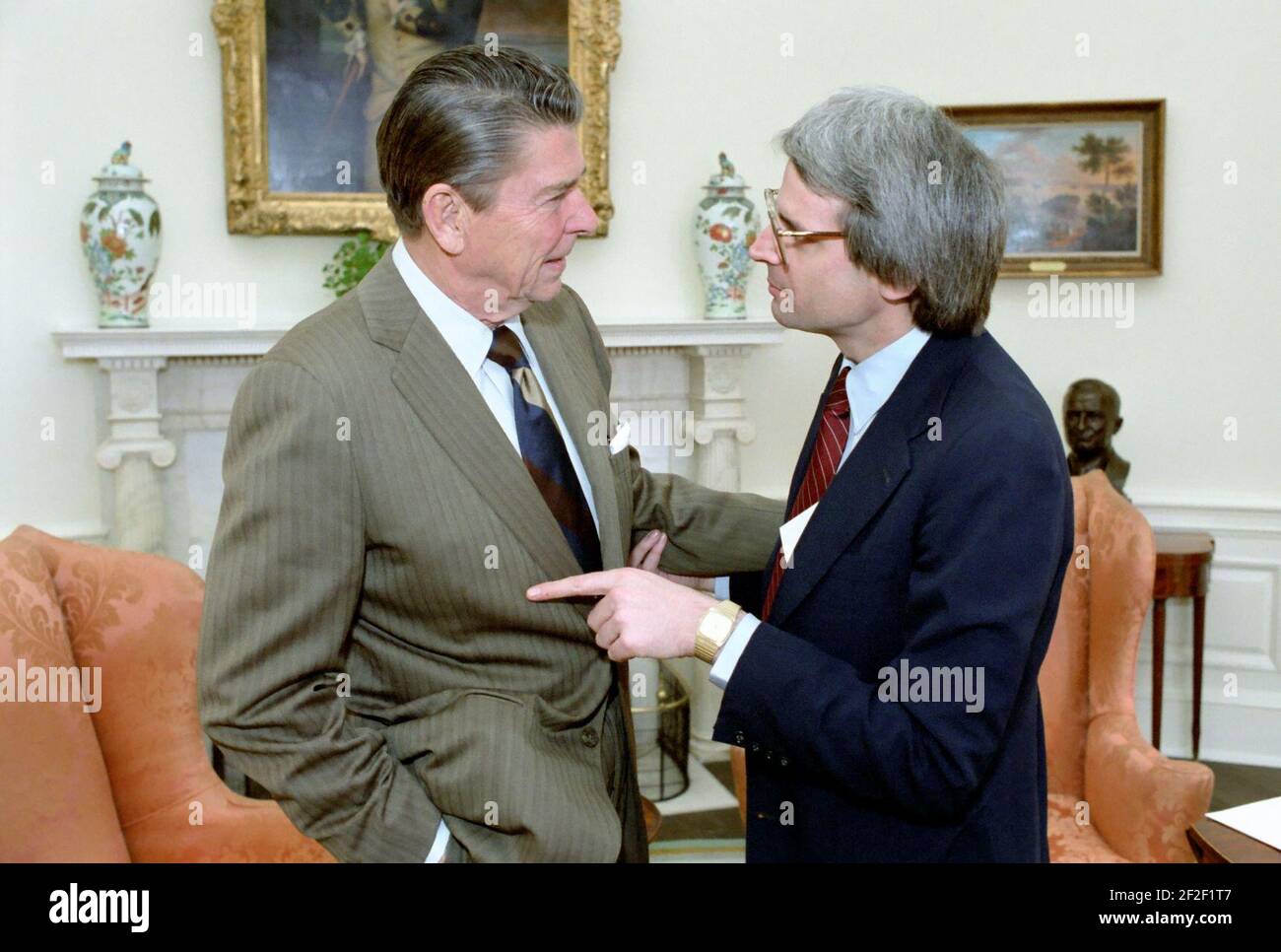 President Ronald Reagan and David Stockman Stock Photo - Alamy
