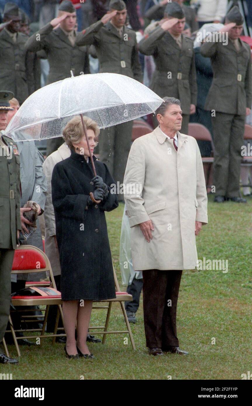 President Ronald Reagan and Nancy Reagan attend Memorial Service for ...